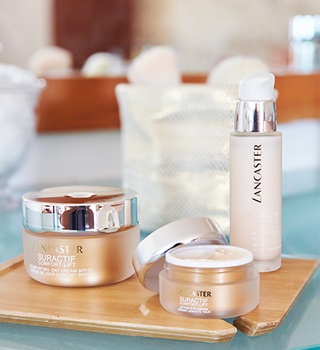 Cosmétiques et parfums Lancaster | Crèmes solaires | notino.fr